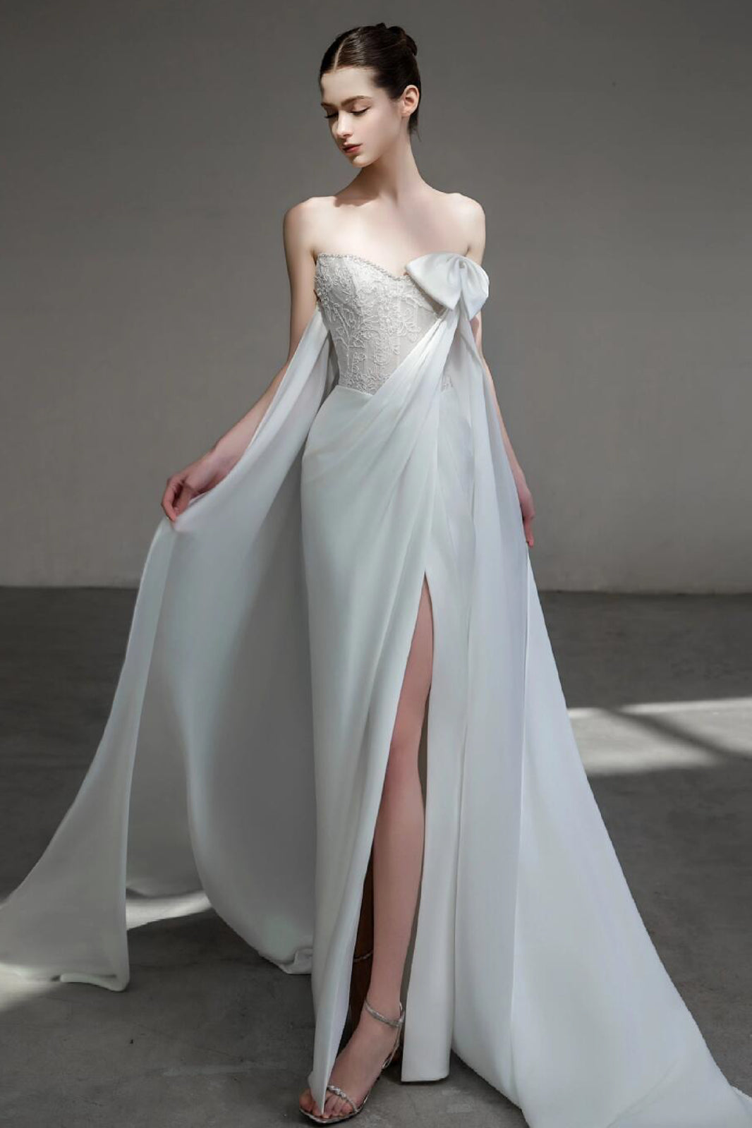 Dresses & Gowns – Dresscode